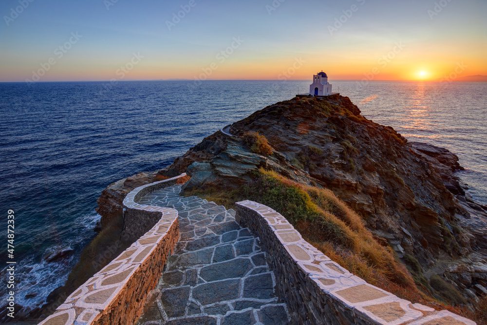 5 Hidden Gems in Greece: Beyond Santorini and Mykonos