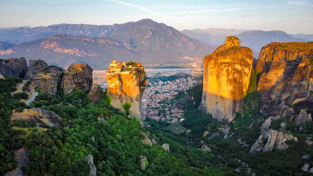 Best Day Trips from Athens: Delphi vs Meteora vs Cape Sounion